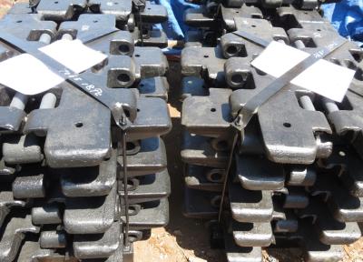 China Undercarriage Parts Track Shoe For Kobelco Crawler Crane 7065 for sale