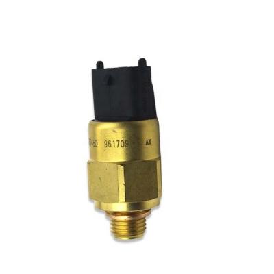 Cina Sensore di pressione dell'olio del motore Volvo D7D per scavatore EC240B EC210BLC in vendita