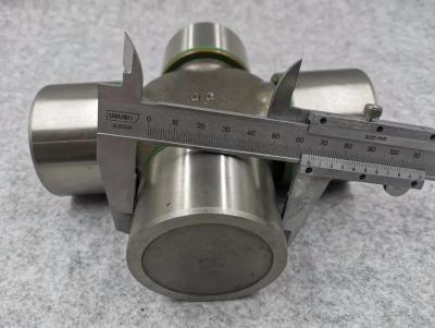 China Standard Size 81.39126-6044 Main Shafts for MAN Sinotruk Truck Drive Shaft Universal Joint Pin Cross Drive Shaft Assembly for sale
