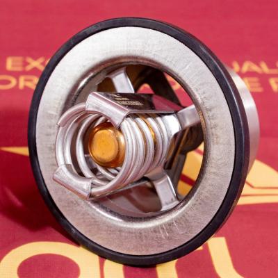 中国 4318948 カミンズ エンジン 温度調節器 滑らかな動作 温度抵抗 販売のため