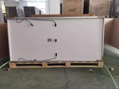 Cina TSM-DE19R Trinasolar Vertex Monocristalline Silicon Module 585W con connettore TS4 PLUS in vendita