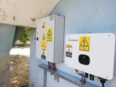 Cina 225kw Growatt Tre Fase 12 MPPT Invertitore solare per sistema di stoccaggio dell'energia solare OEM in vendita
