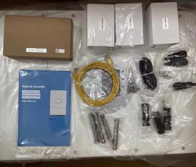 China 10KW driefasige Deye SUN-10K-SG04LP3-EU On Grid Off Grid Hybrid Inverter met 2 MPPT Te koop