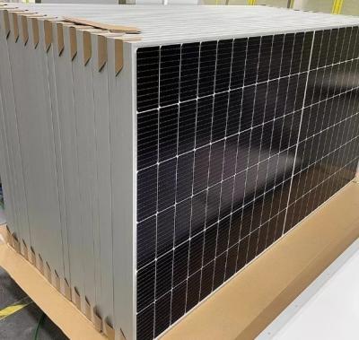Cina 685W-715W N-type Bifacial TOPCon Technology pannello monocristallino a doppio vetro di CanadianSolar in vendita