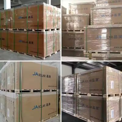 中国 JAソーラー 430W-455W 全黒 N型 双面型双面型ガラス モノモジュール JAM54D41LB 販売のため