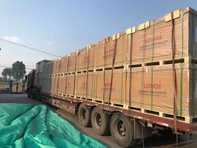 Cina Pannello solare Longi Hi-MO X6 Bifaciale pannello fotovoltaico a doppio vetro 580W Celle di silicio monocristallino in vendita
