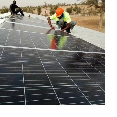 Cina Modulo PV 585watt Bifacial Mono Solar Panel per l'integrazione con Canopy Patio trasportabile in vendita