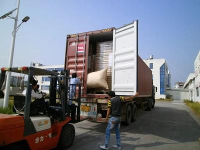 Cina CanadianSolar HiKu7 585W 590W 595W 600W 605W 610W 615W pannello fotovoltaico monofaciale telaio in lega di alluminio anodizzato in vendita