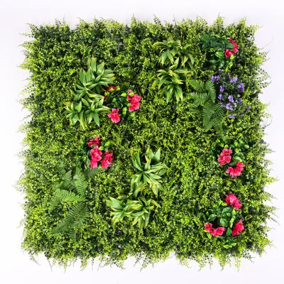 Cina Wholesale Quality Uv Artificial Plant Rubberized Plants Wall Boxwood Panels Hedge Artificial Plant Grass Wall in vendita