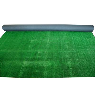 Cina China Factory Wholesale Synthetic Artificial Turf Green Carpet Golf Artificial Grass Outdoor in vendita