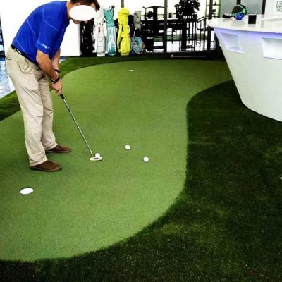 Cina Factory Directly Supply Artificial Grass Synthetic Turf Lawn For Landscape Garden Plastic Lawn Roll in vendita