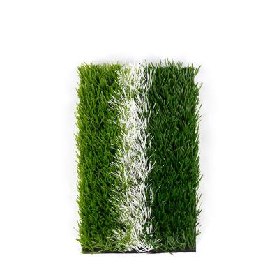 Cina Super Quality Low Price 50mm Football Landscaping Synthetic Pet Turf Artificial Grass in vendita
