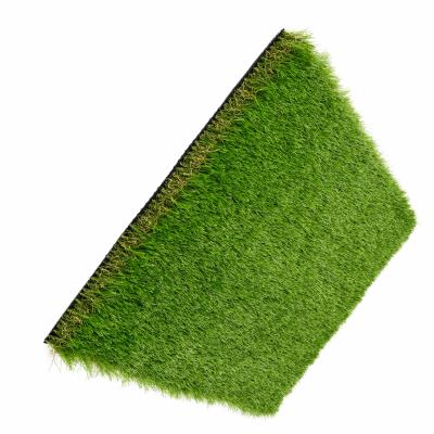 Cina green plastic outdoor artificial lawns artificial lawn for landscaping new??decoration lawn artificial turf in vendita