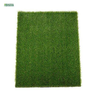 Cina OEM manufacture supplier of grass synthetic artificial turf carpet grass artificial carpet grass turf for dogs in vendita