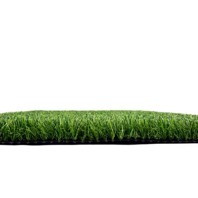 Cina Hot Sale Artificial Putting Green Grass Outdoor Grass Carpet Artificial Grass Turf Flooring in vendita