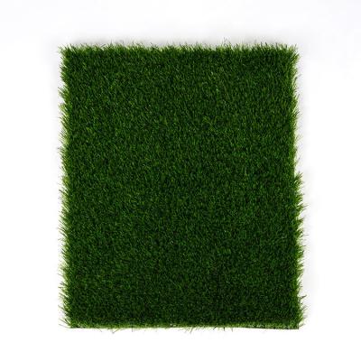 Cina Direct Wholesale Good Quality Artificial Grass Roll Carpet Indoor Balcony Decoration Roll Artificial Grass Lawn in vendita