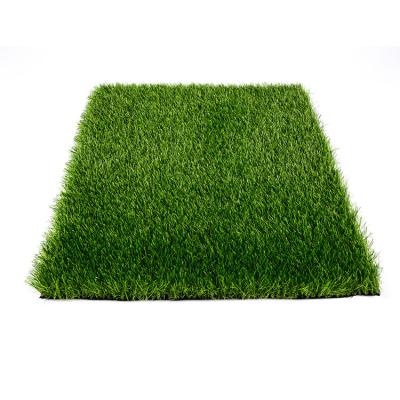 Cina Wholesale High Quality Carpet Roll Lawn Artificial Grass For Landscaping Natural Artificial Grass Wall in vendita