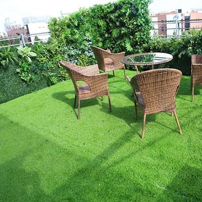 Cina Oem Manufacture Supplier Of Garden Artificial Grass Lawns Green Synthetic Turf Outdoor Landscaping in vendita