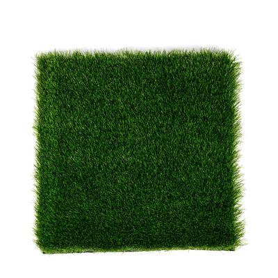 Cina China Design Wholesale Artificial Grass Mixed Grass Fireproof Synthetic 5 Cm Artificial Grass Carpet in vendita