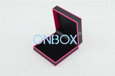 Cina Contenitori di gioielli di carta dell'armadio delle similpelle per le donne, piccola scatola d'imballaggio per il regalo in vendita