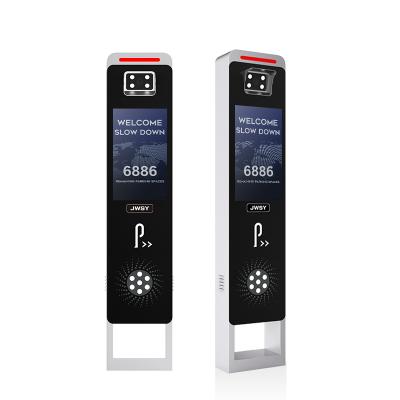 China Warrior Series License Plate Recognition Camera with 18.5in LCD Display and ≥99.8% Recognition Accuracy in IP54 Weatherproof Housing for sale