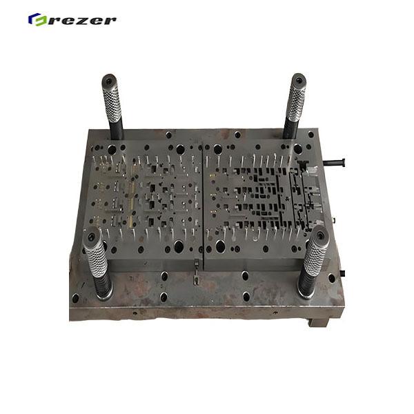 Quality Large Pressure Die Casting Mold with 45000 to 100000 Diecasing Times ±0.02mm Tolerance and Ra1.6 Surface Roughness for sale