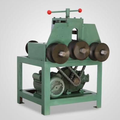 Cina la piegatrice quadrata idraulica della tubatura di CNC 1.5kw ha preveduto la ritrazione del mandrino in vendita