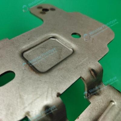 China 2.0mm SPFH590 Fabricação de chapas metálicas sob medida para automóveis à venda