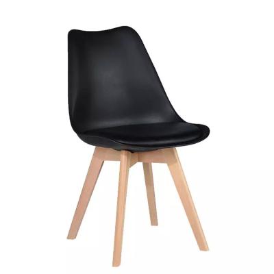 Cina Contemporaneo di Cadeira Eames Dining Chair 48*42*82cm con le gambe di legno in vendita