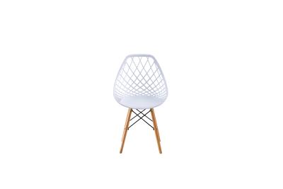 Cina Schienale di plastica vuoto dell'America Eames Dining Chair Casual Fashion per la riunione in vendita