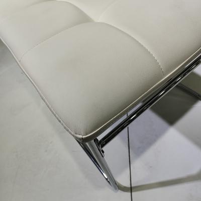 Cina La sedia di cuoio del ristorante bianco dell'hotel ha placcato la sedia pranzante di lusso 57*48*91cm della base in vendita