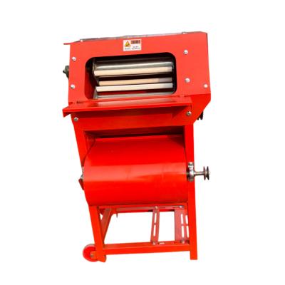 China Durable Peanut Harvesting Machine 380V Farm Groundnut Picker Machine for sale