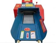 China Alloy Steel Forage Shredder Kneader High Efficiency 1 ton/hour Grass Cutting Machine Electric/Gasoline Motor Option for sale