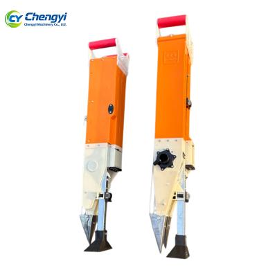 China Iron Manual Seeder Machine Hand Operated Planter Durable Seed Sowing Farming Equipment for sale