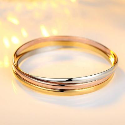 Cina 8 anni di esperienza ed eccellenti braccialetti di 3 colori di alta classe per acquirenti alla moda in vendita