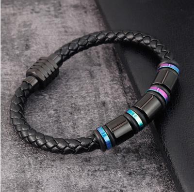 China Pulseira de couro tecido de várias camadas para clientes europeus personalizada e na moda à venda