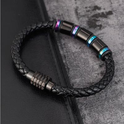 China Pulseira de couro tecido de várias camadas para clientes europeus personalizada e na moda à venda