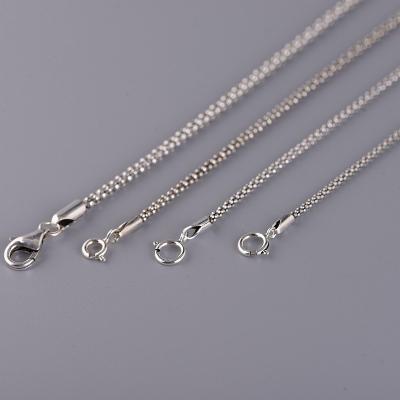 Cina Catena d'argento sterling S925 da donna con disegni unici e artigianato retro in vendita