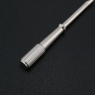Cina Esempio di realizzazione di piccolo cacciavite strumento per profumo di cenere riempimento cremazione pendente gioielli in vendita