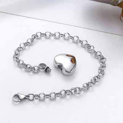 Cina Braccialetto in acciaio inossidabile con catena di perle rotonde in forma di cuore in vendita