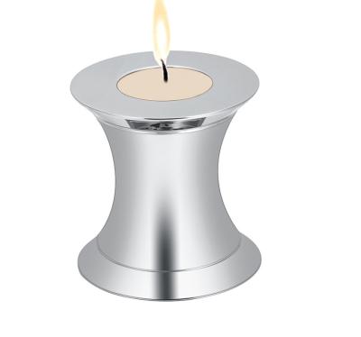 Cina Pet Ashes Candela commemorativa Cisterna di ricordo Urna con stampa di zampa di cane e decorazione del medaglione in vendita