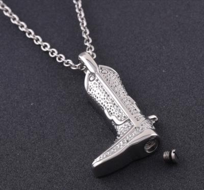 Cina Tecnologia CNC Inlay Stivali militari maschili Cremazione Gioielli Ricordi Pendenti Colletto in vendita
