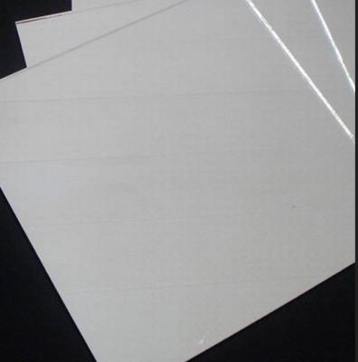 Cina Spessore di alluminio su ordinazione di vetro 2mm 3mm 4mm 5mm 6mm 8mm dello specchio in vendita