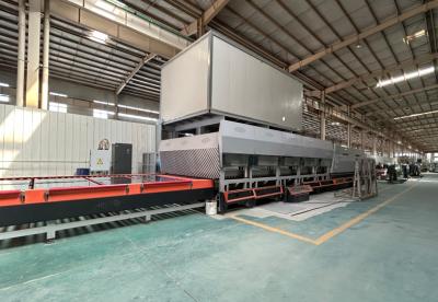 Cina Il vetro della decorazione ha curvato il vetro temperato 12mm 15mm 19mm 25mm in vendita
