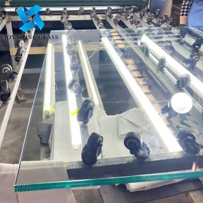 China Customized PVB Interlayer Laminated Glass 6.38mm to 12.38mm for Shower Cube Safety Glass for sale