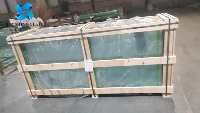 Tempered laminated glass packaging photo