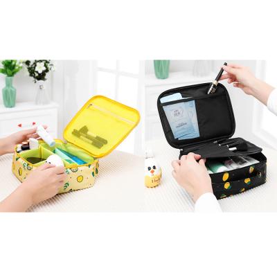 China De geborduurde Zak van de Make-upkit bags flamingo tropical makeup van de Ritssluitingssluiting Te koop