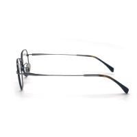 China TD070  Titanium Frame with Square Eye Shape for Modern Professionals for sale