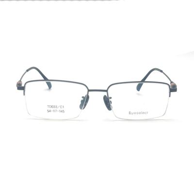China TD033 Rechthoekige oogvorm titanium frame met precisie ontworpen Te koop