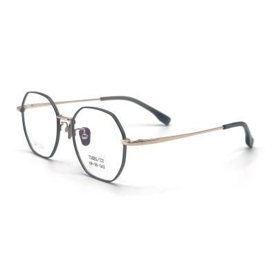 China TD085 High-Performance Titanium Frame voor Unisex Ronde Oogvorm De Ultieme Keuze Te koop